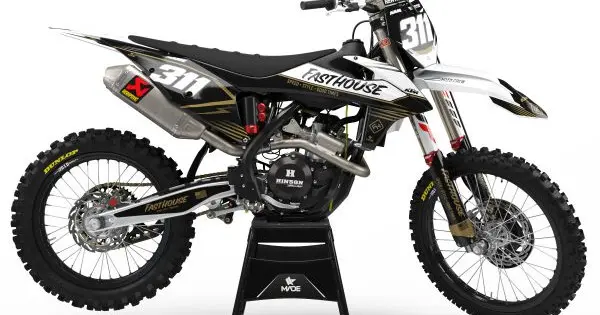 KTM Fasthouse white komplett dekalkit